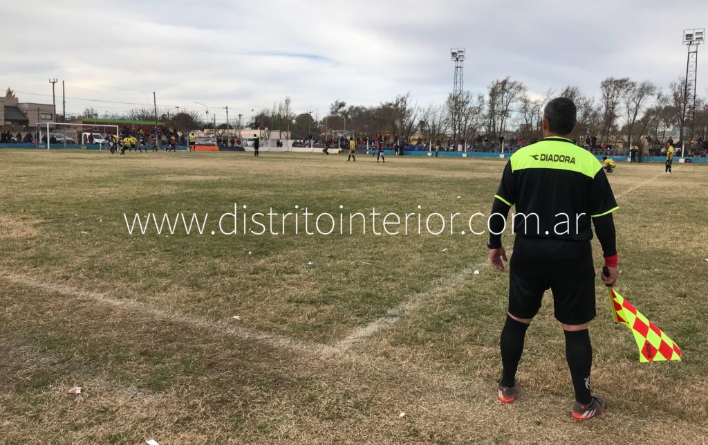 Habrá partido en cancha neutral para definir al campeón - Distrito Interior